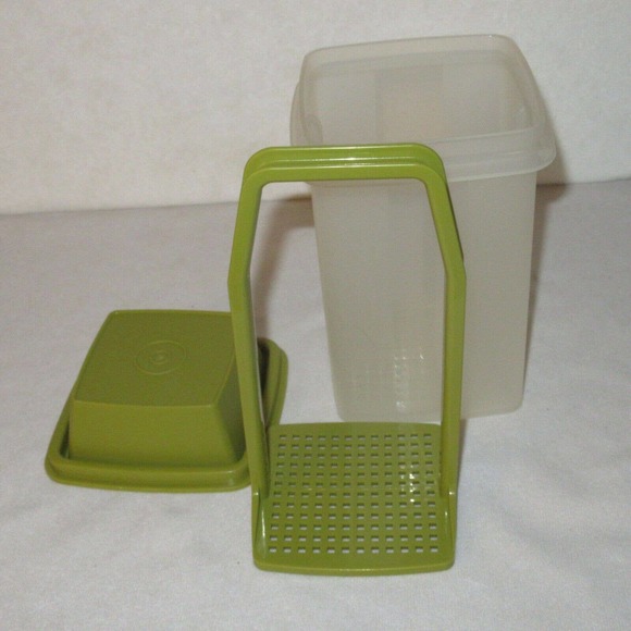Kitchen | 3 Pc Tupperware Pickadeli Pickle Keeper Complete 133213326 ...
